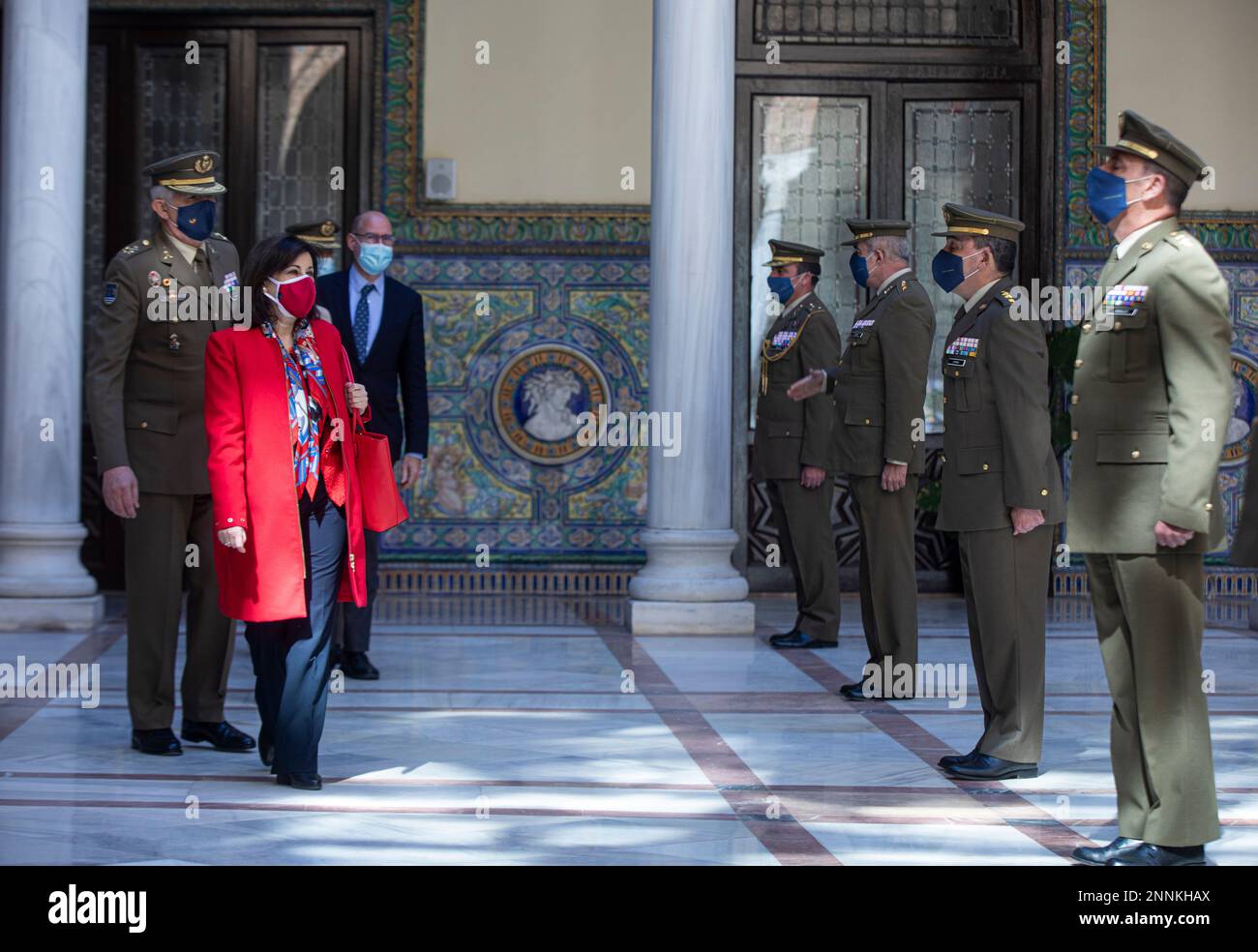 The Minister of Defence, Margarita Robles (2r), with the Lieutenant ...