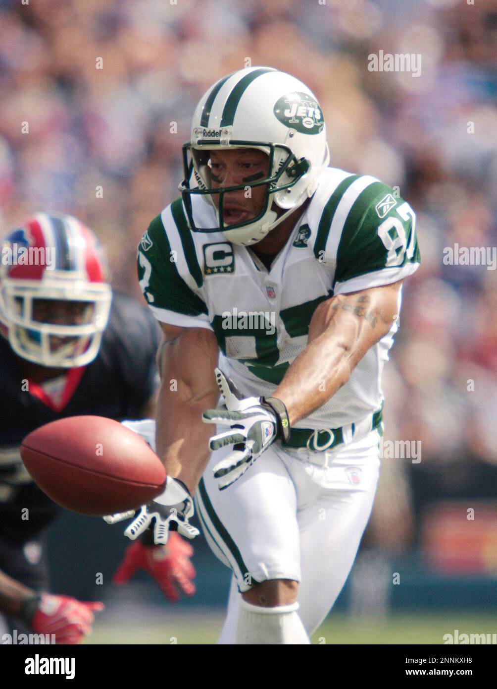 New York Jets wide receiver Laveranues Coles (87) in action during a ...
