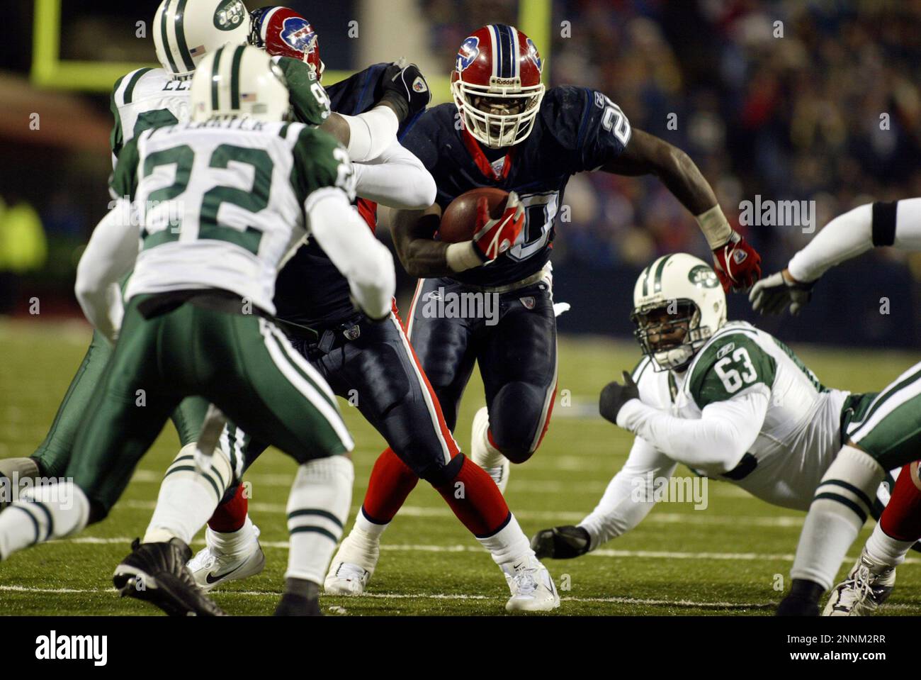 7 December 2003: Travis Henry of the Buffalo Bills during the Bills 17 ...