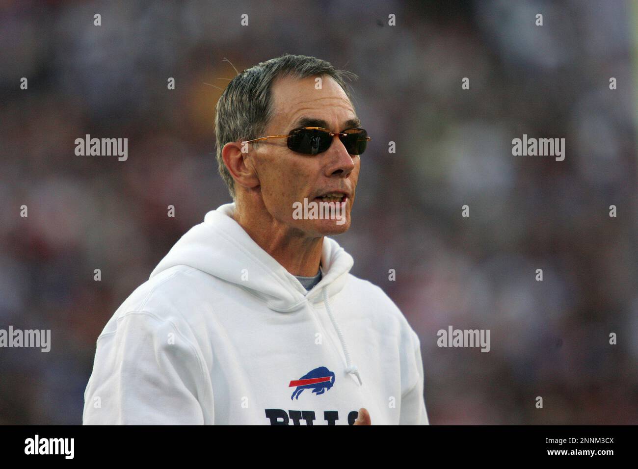 20 September 2009: Buffalo Bills head coach Dick Jauron in the 3rd ...