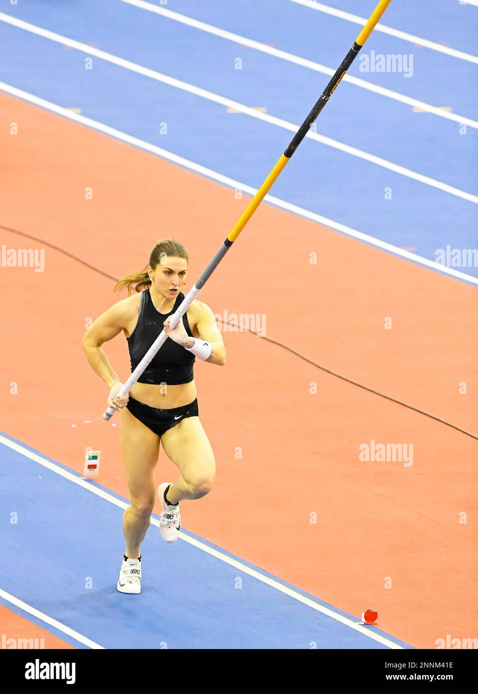 Bridget williams pole vault hi-res stock photography and images - Alamy