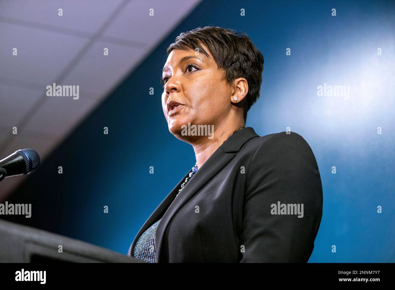 Atlanta Mayor Keisha Lance Bottoms speaks about the arrest of Robert ...