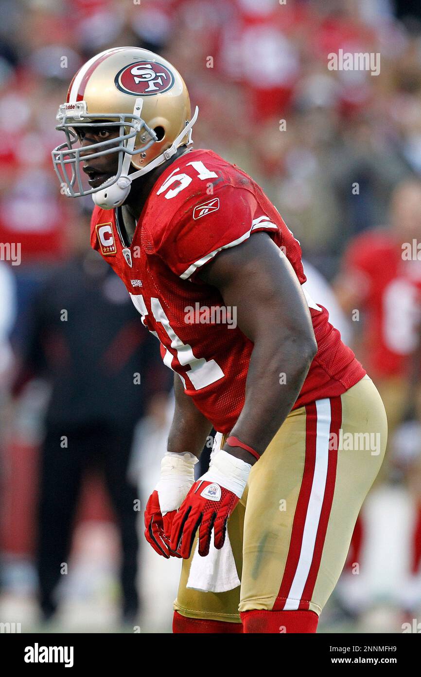 20 September 2010: San Francisco 49ers linebacker Takeo Spikes #51 ...