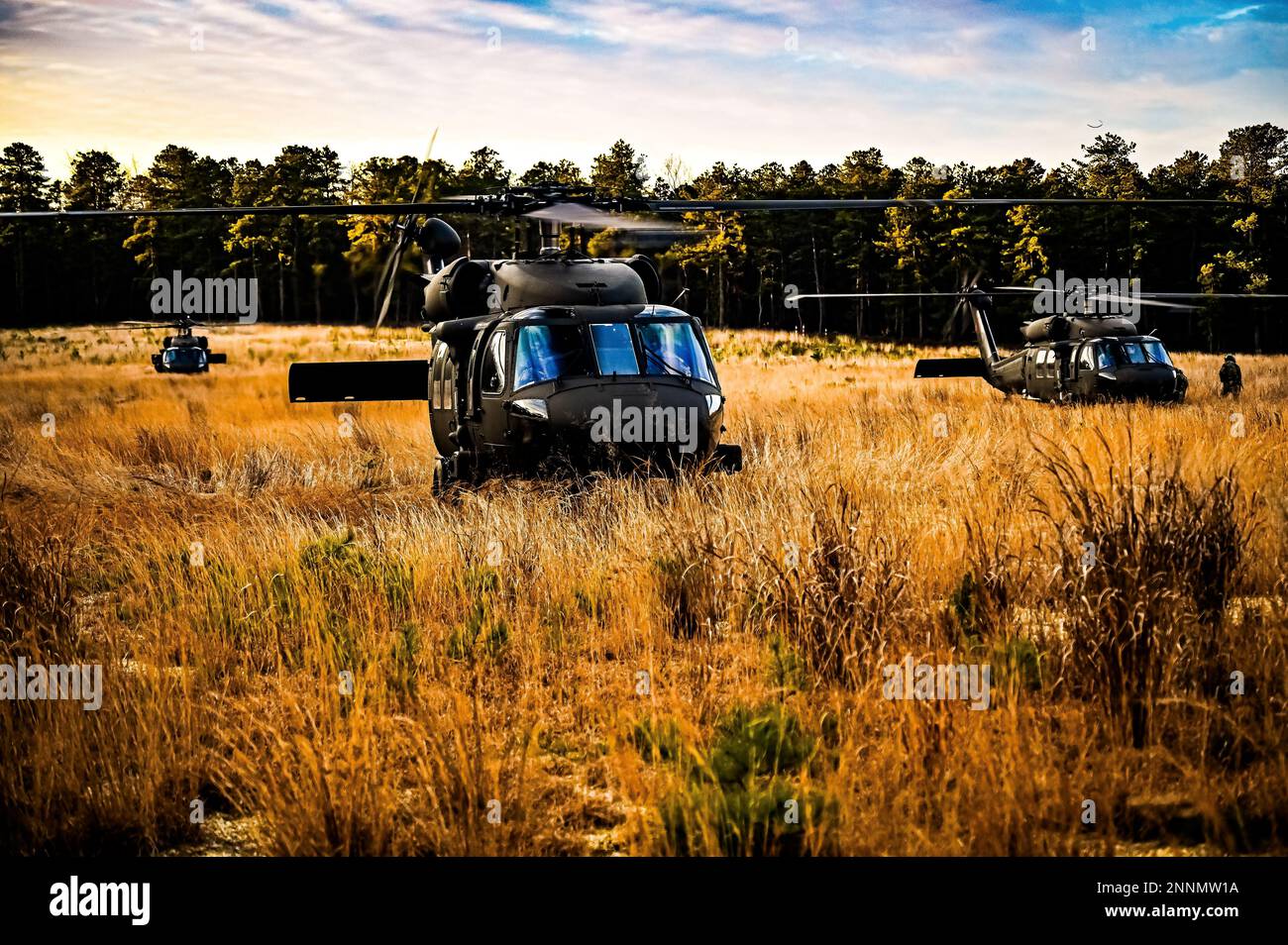U.S. Army Soldiers assigned to the First Army Division, participate in ...