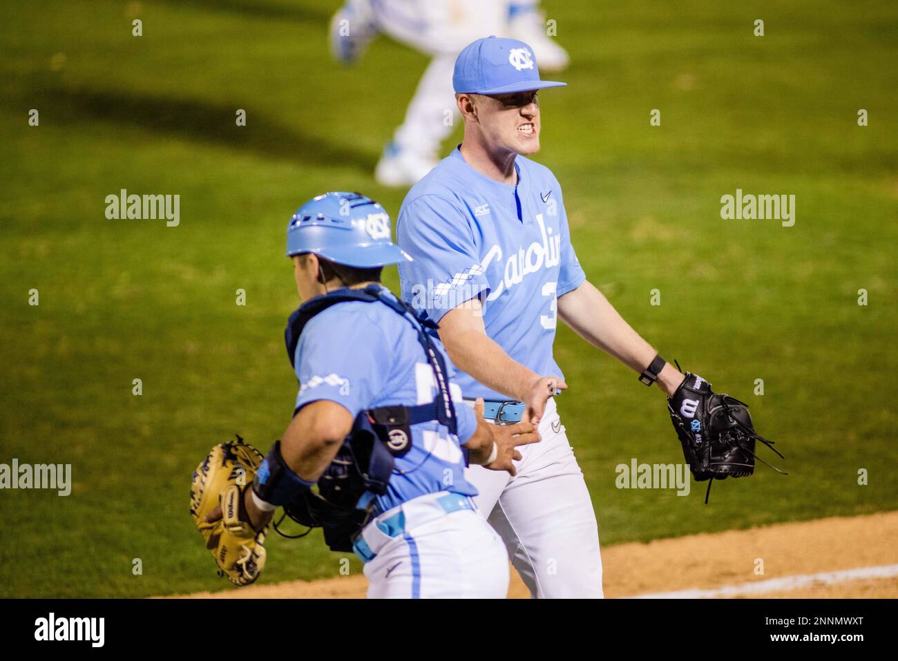 Tar and trouble hi-res stock photography and images - Alamy