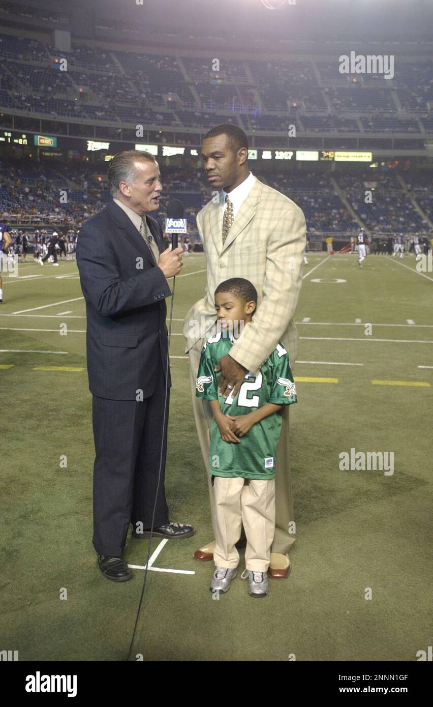 23 Aug 2002: Ex Philadelphia Eagles player Randall Cunningham with his ...