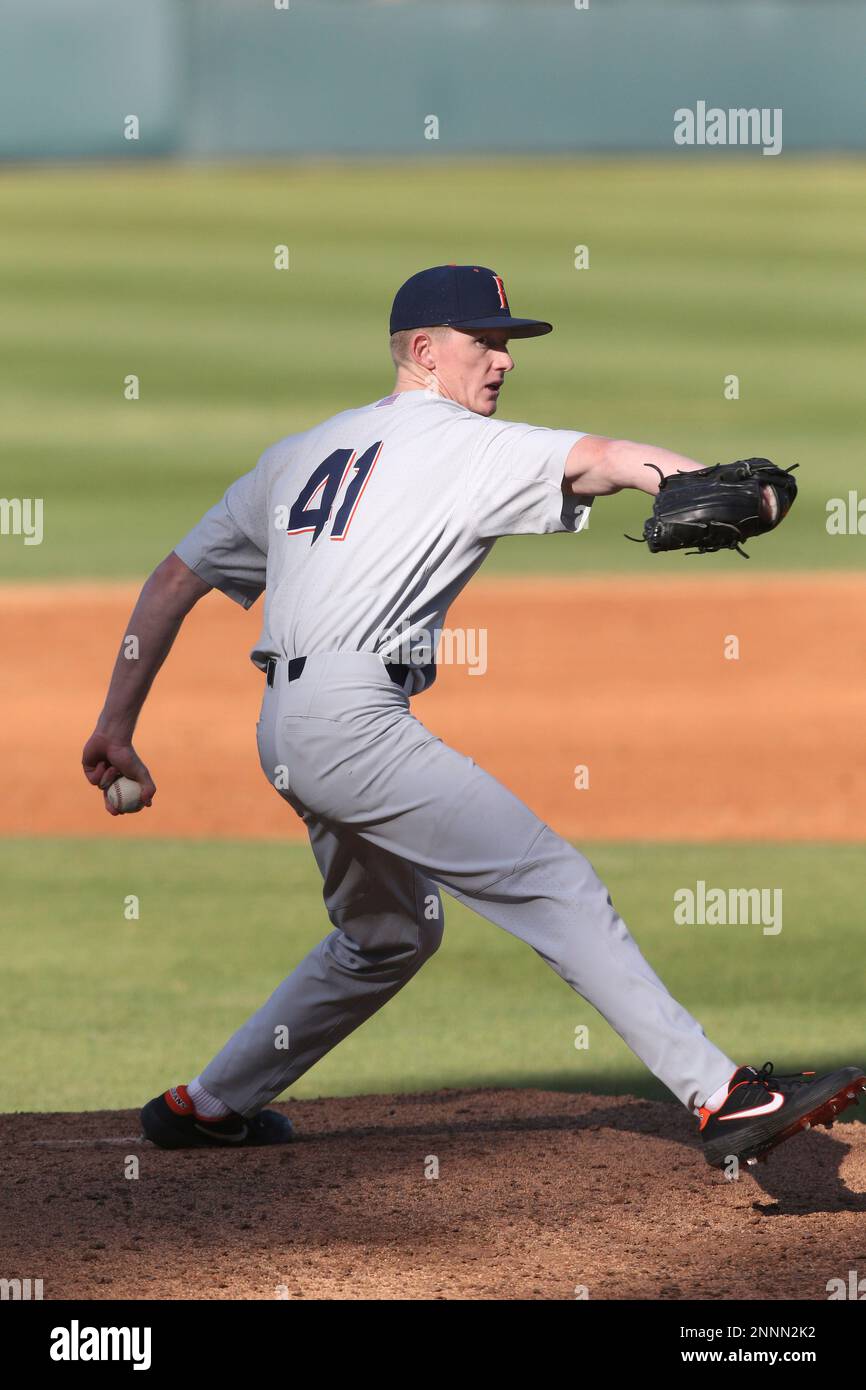 Landon Anderson (41) of the Cal State Fullerton Titans pitches against ...