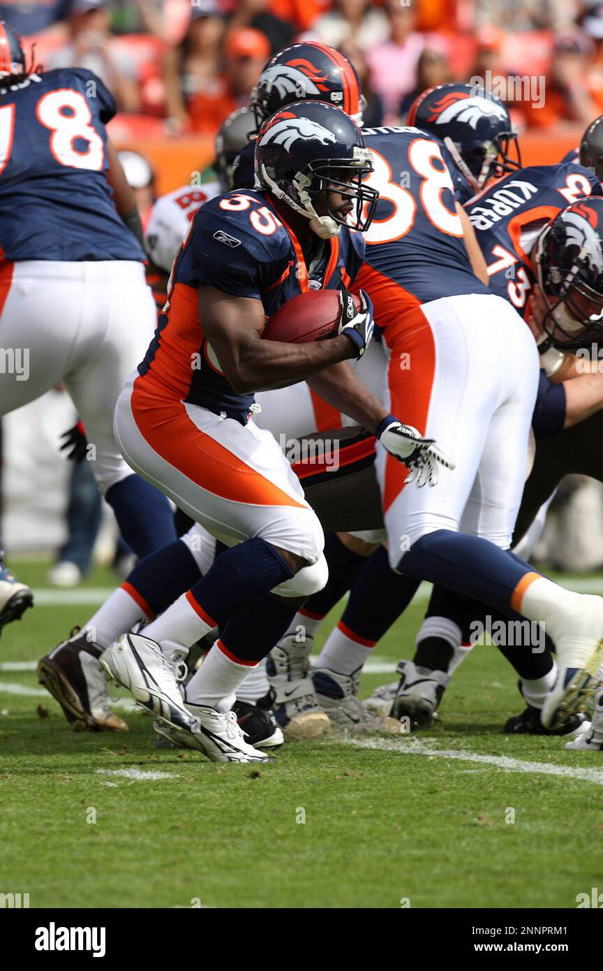 05 October 2008: Denver Broncos running back Selvin Young (35) carries ...