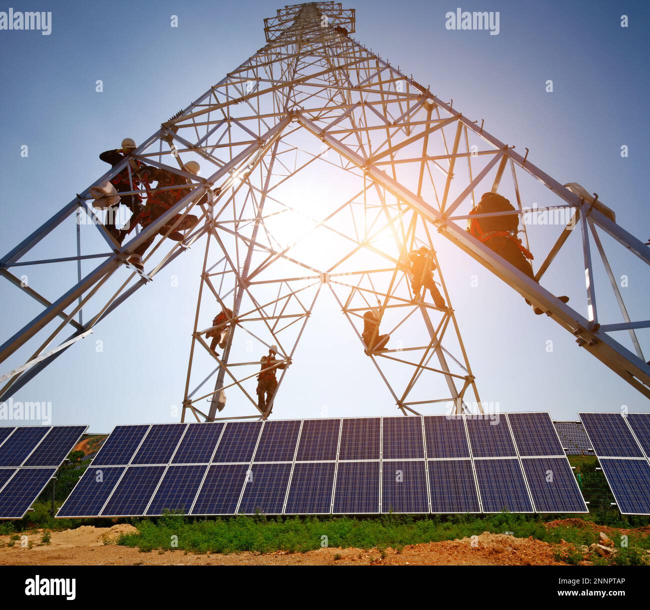 Solar panels electric towers hi-res stock photography and images - Alamy