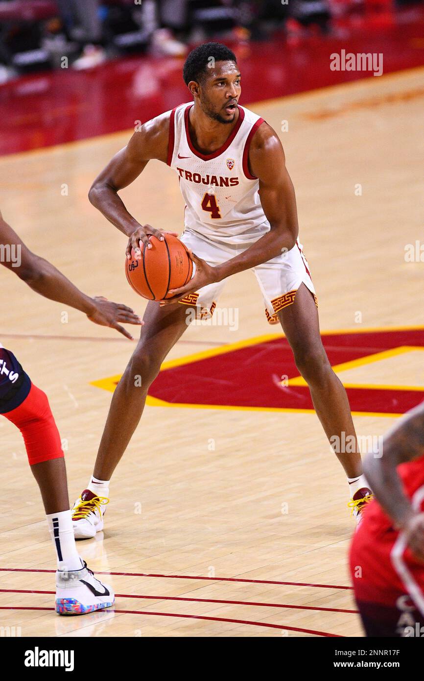 LOS ANGELES, CA - FEBRUARY 20: USC Trojans forward Evan Mobley (4 ...