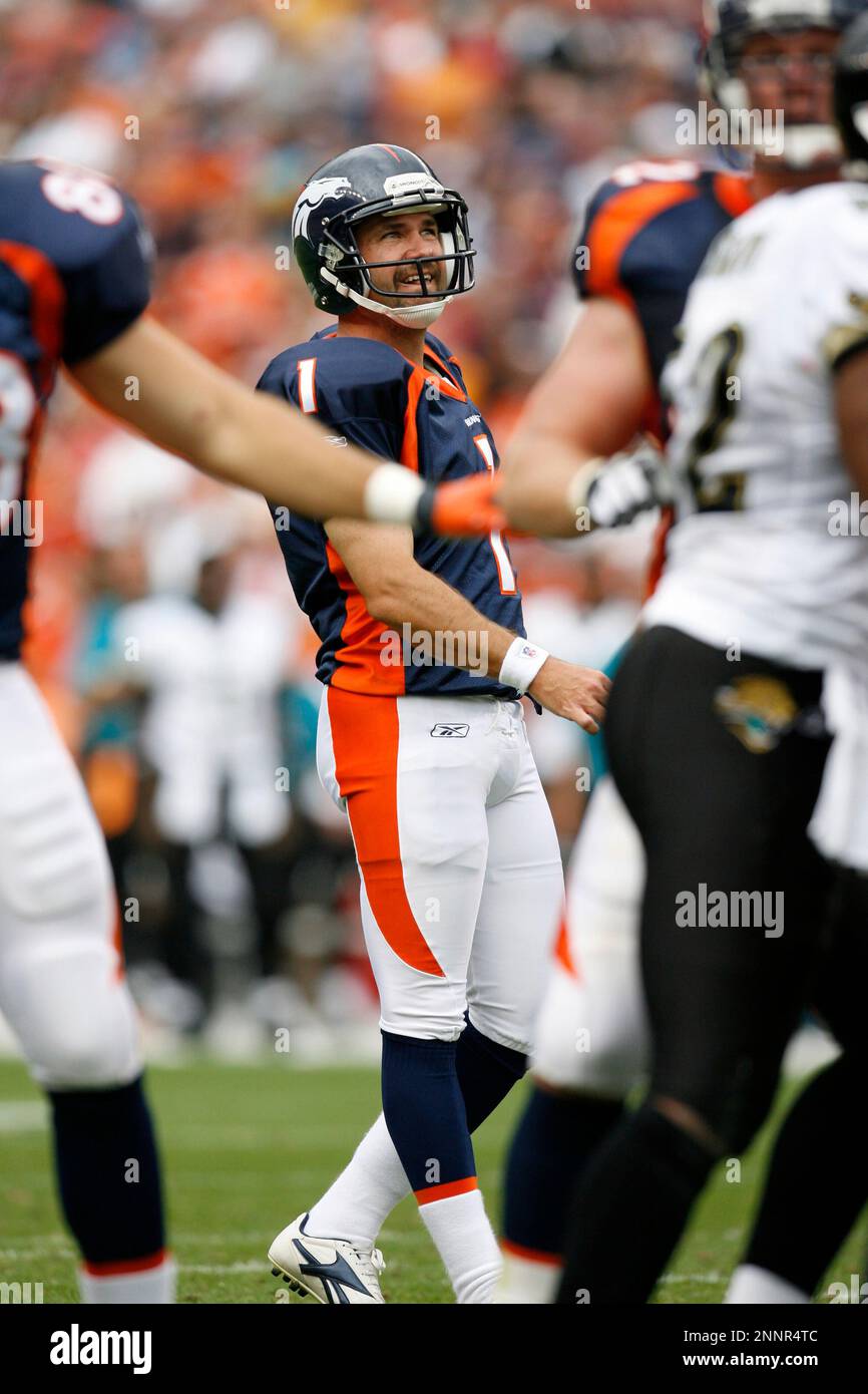 23 September 2007: Denver Broncos kicker Jason Elam #1 watches his kick ...