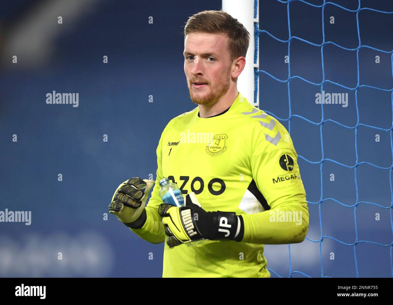 Everton's goalkeeper Jordan Pickford warms up prior to the English ...