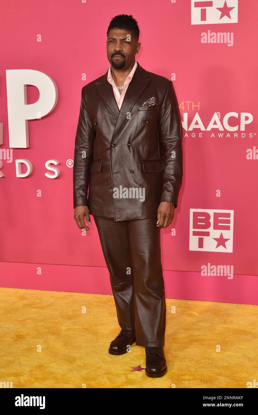 Deon Cole arrives at the 54th NAACP Image Awards on Saturday, Feb. 25 ...