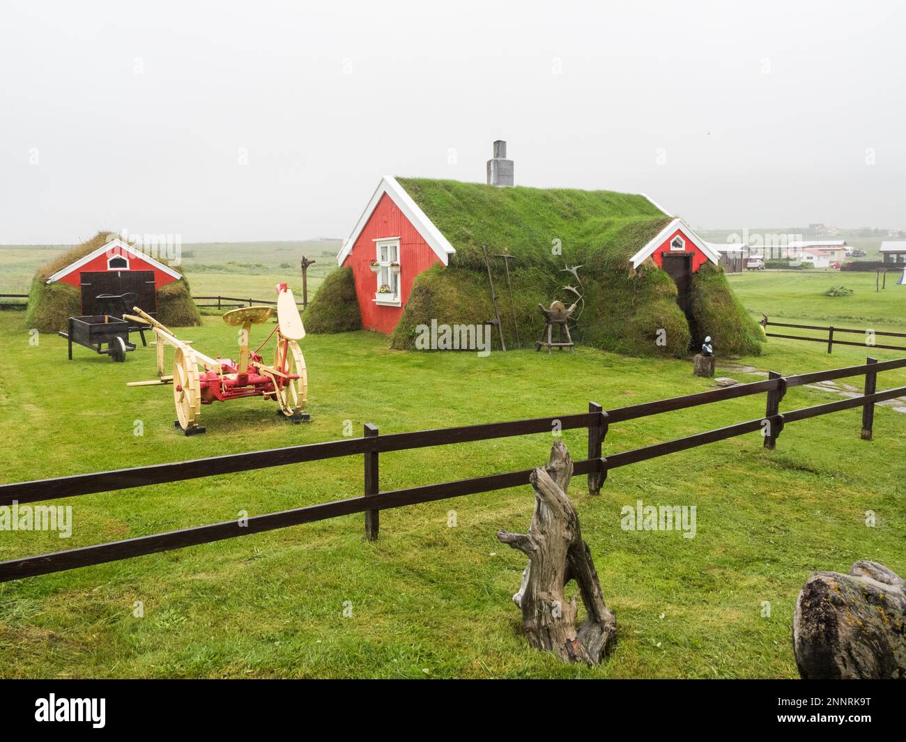 Traditional wooden house protected with peat from 1899, Lindarbakki ...