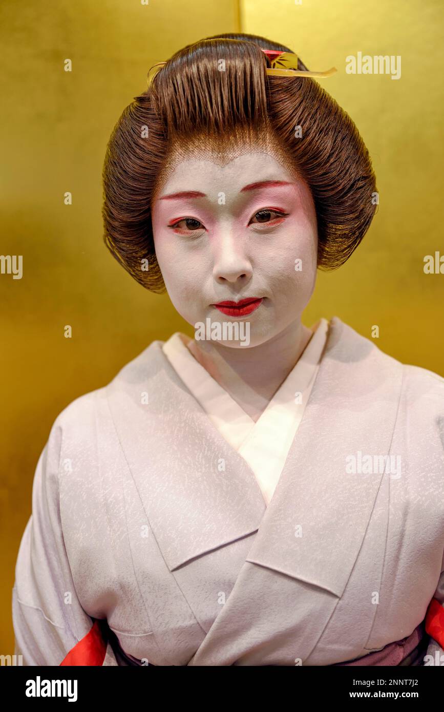 Geisha in traditional costume, portrait, Omori, Tokyo, Japan Stock ...