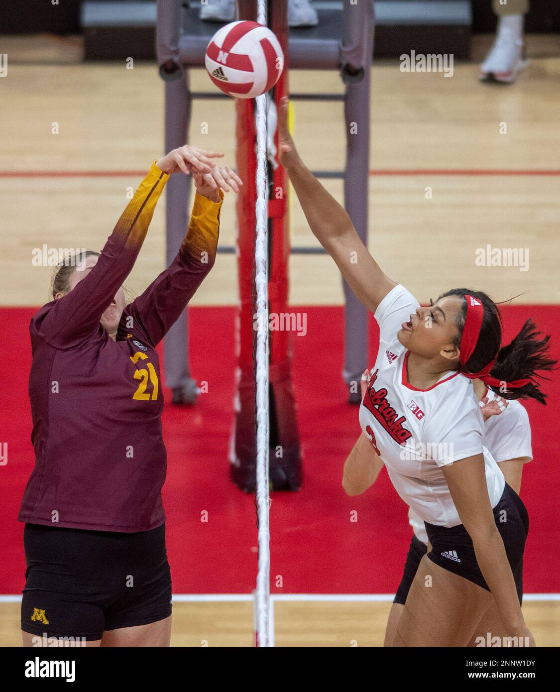Nebraska's Kayla Caffey (3) attempts a block against Minnesota's Regan ...