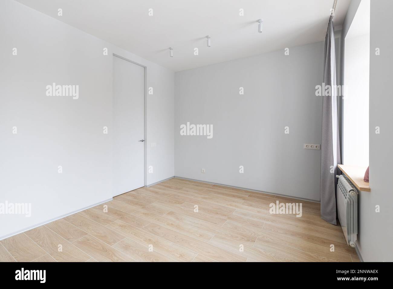 Empty gray room ready for people to move in Stock Photo - Alamy