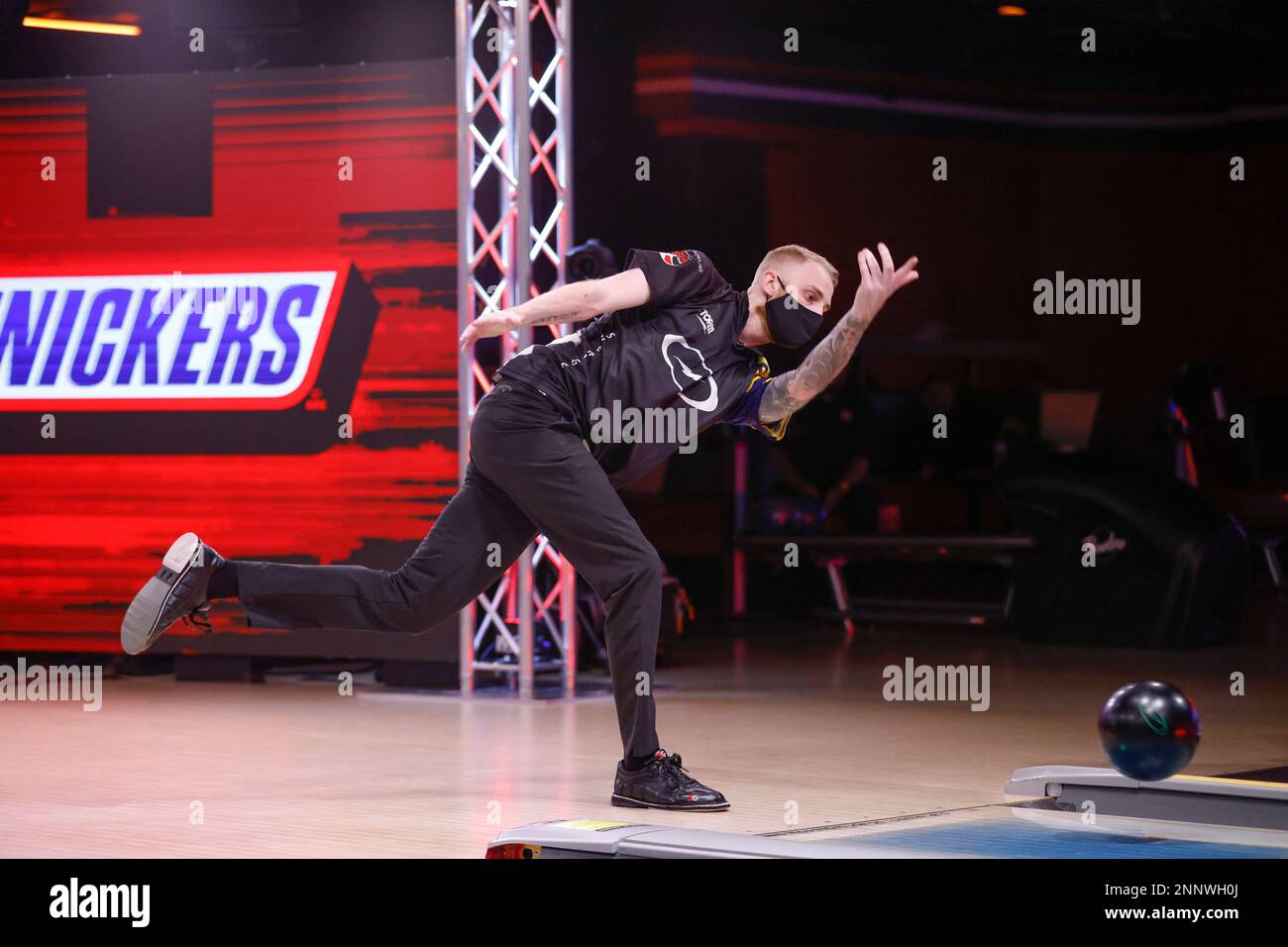 Jesper Svensson bowls in the South Regional Finals at Bowlero Lanes on ...