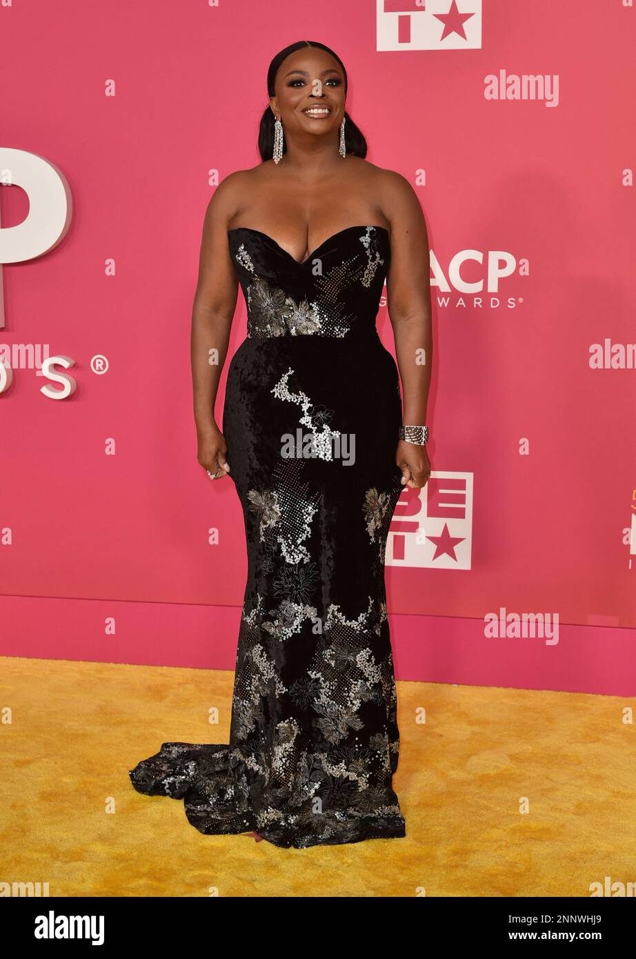 Janelle James arrives at the 54th NAACP Image Awards on Saturday, Feb ...