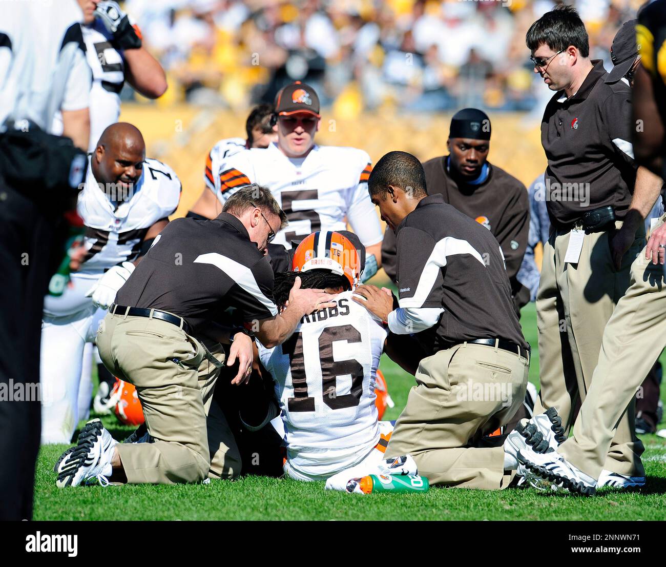 17 October 2010: Cleveland Browns wide receiver Josh Cribbs (16 ...