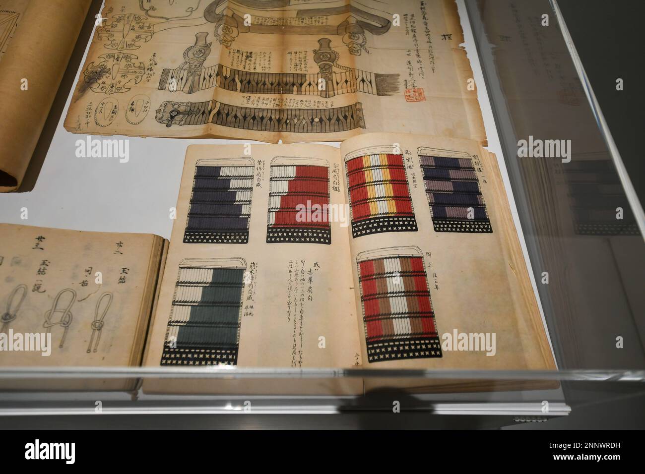 Japanese braiding techniques hi-res stock photography and images - Alamy