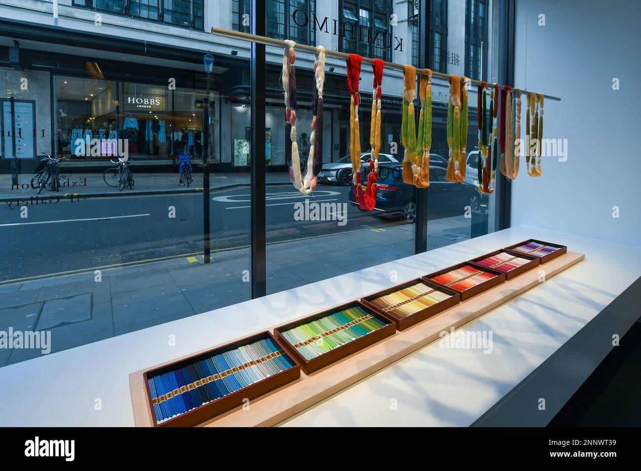 Japanese braiding techniques hi-res stock photography and images - Alamy