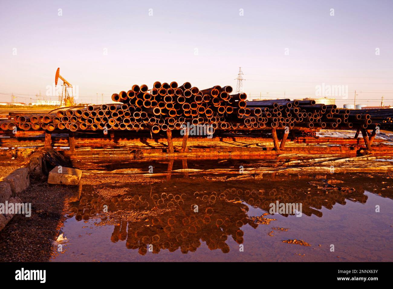 Oil drill pipe Stock Photo - Alamy