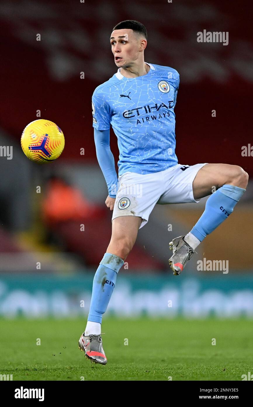 Manchester City's Phil Foden controls the ball during the English ...