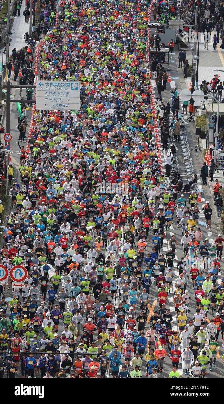 Runners compete during the Osaka Marathon 2023 in Osaka on Feb. 26 ...