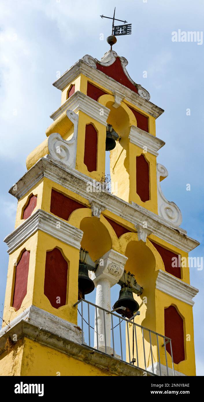 Yellow tower hi-res stock photography and images - Alamy