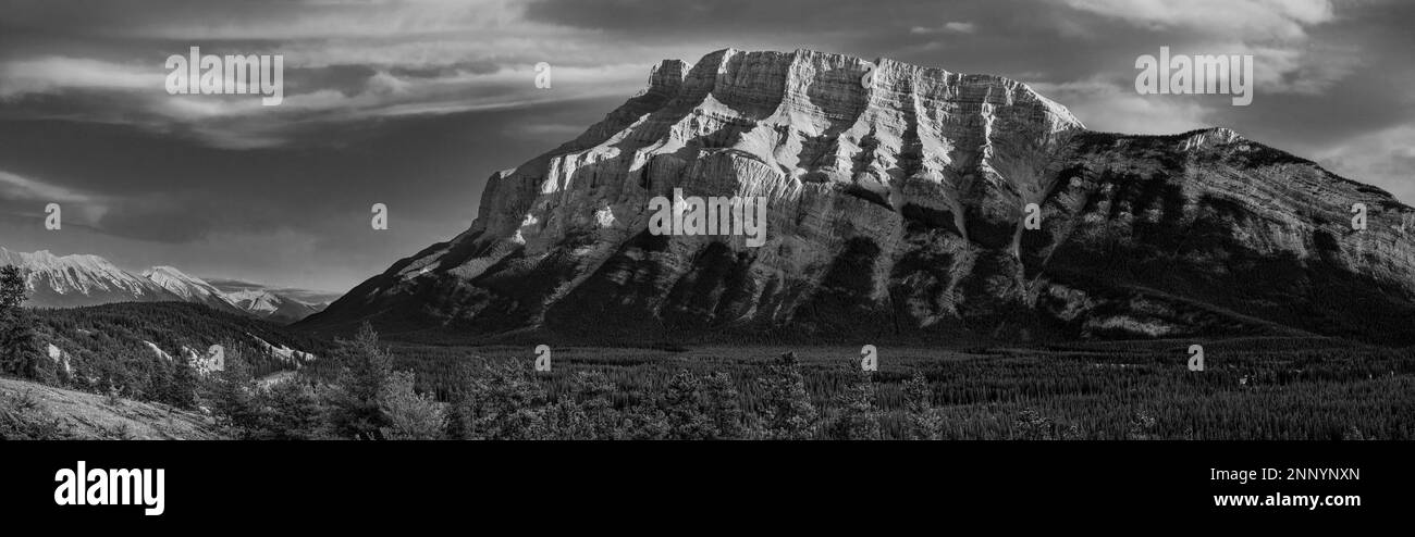 Landscape with Mount Rundle at sunset, Bow River valley, Banff, Alberta ...