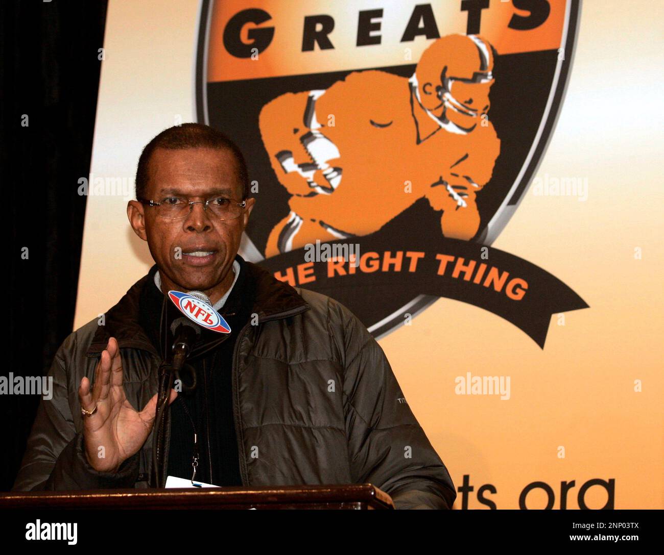 31 JAN 2008: Former NFL Legend and Hall of Famer Gale Sayers during the ...
