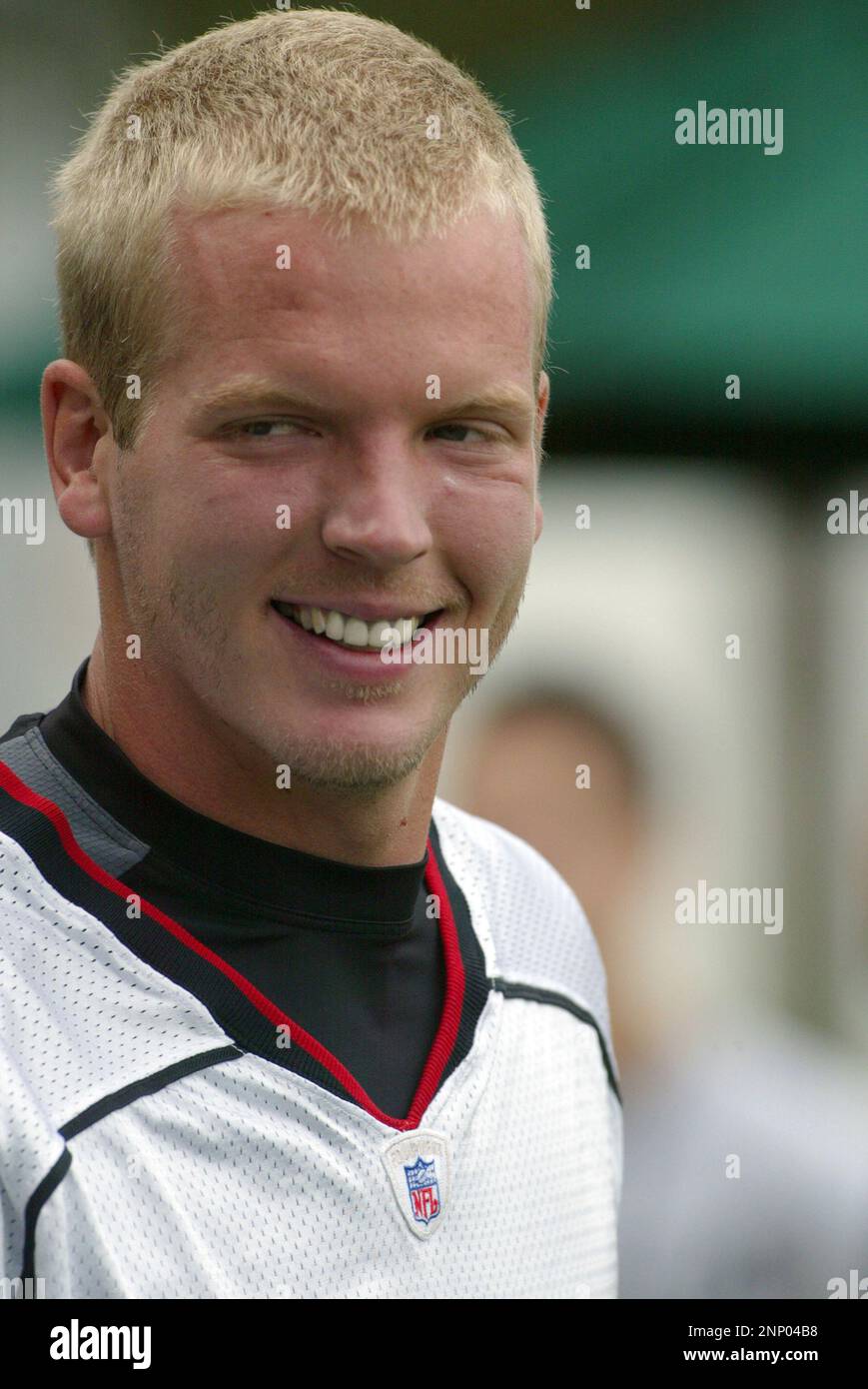 27 July 2007: Tampa Bay Buccaneers QB Chris Simms reacts to a fans ...
