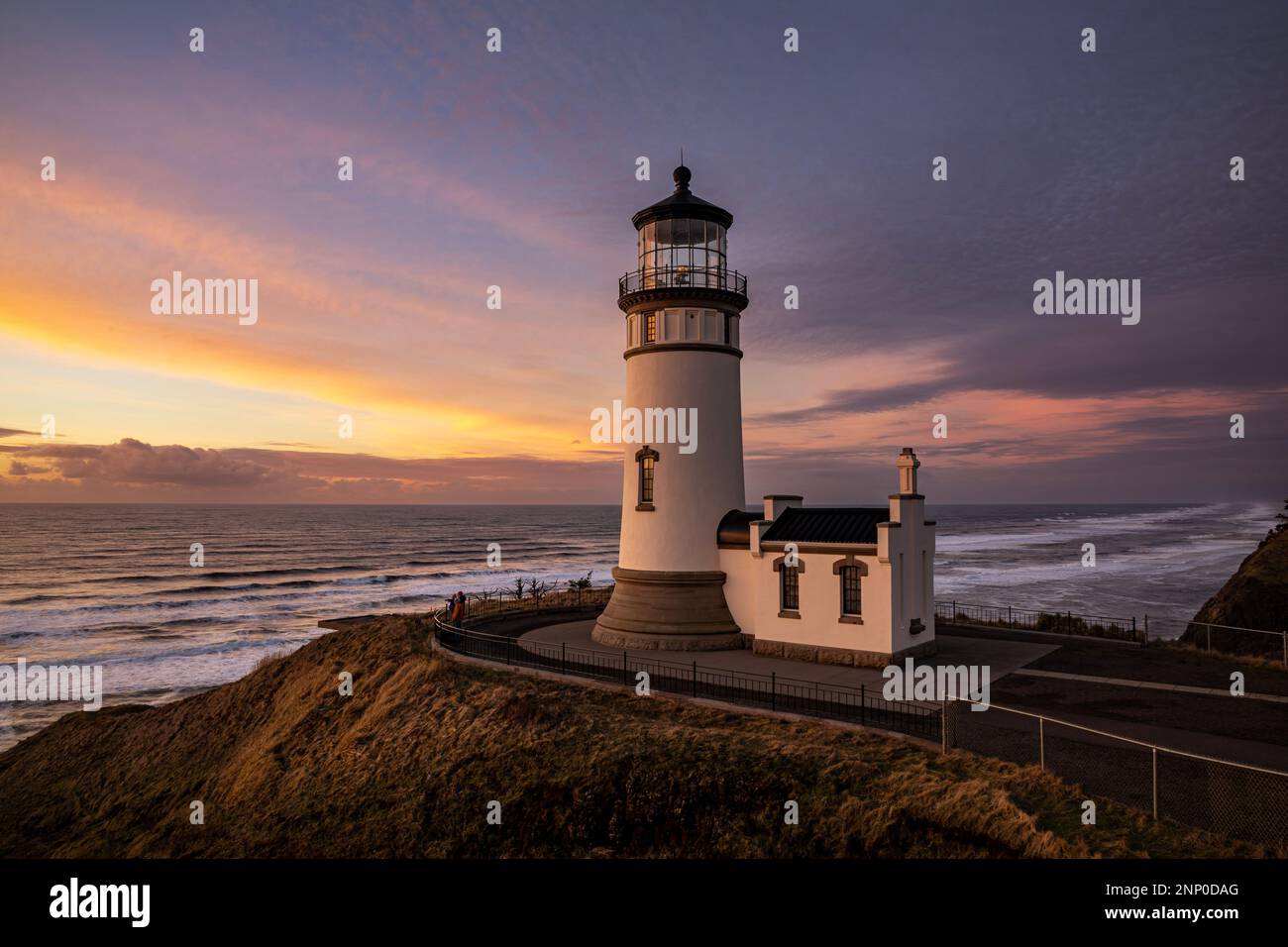 WA23119-00...WASHINGTON - North Head Lighthouse in the late afternoon ...