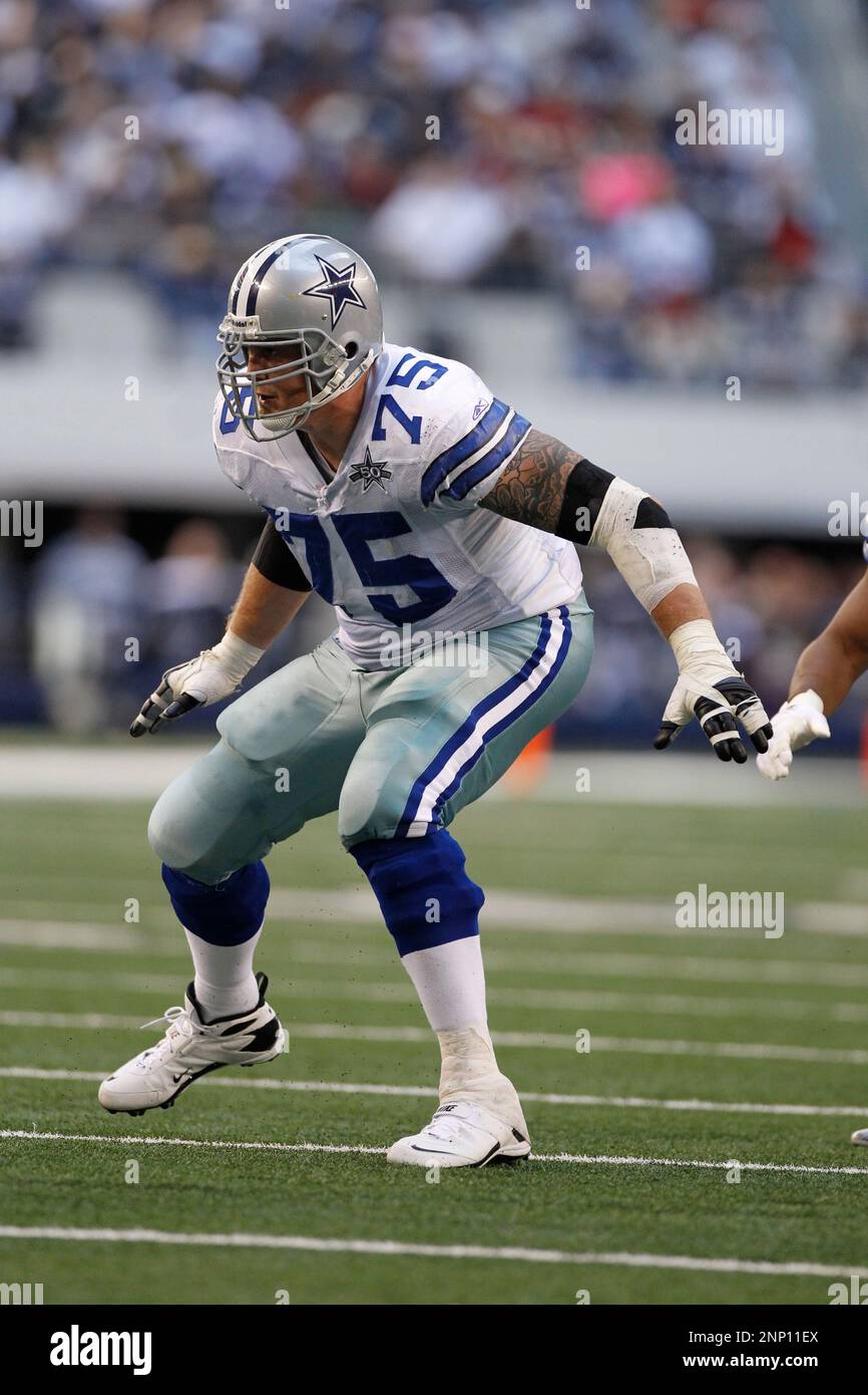 19 December 2010: Dallas offensive lineman Marc Colombo steps out to ...