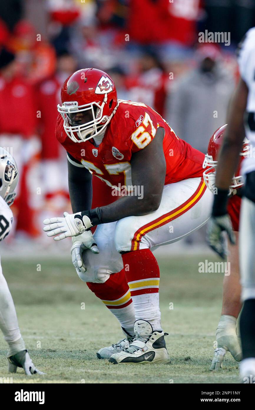 02 January 2011: Chiefs offensive lineman Barry Richardson in his ...