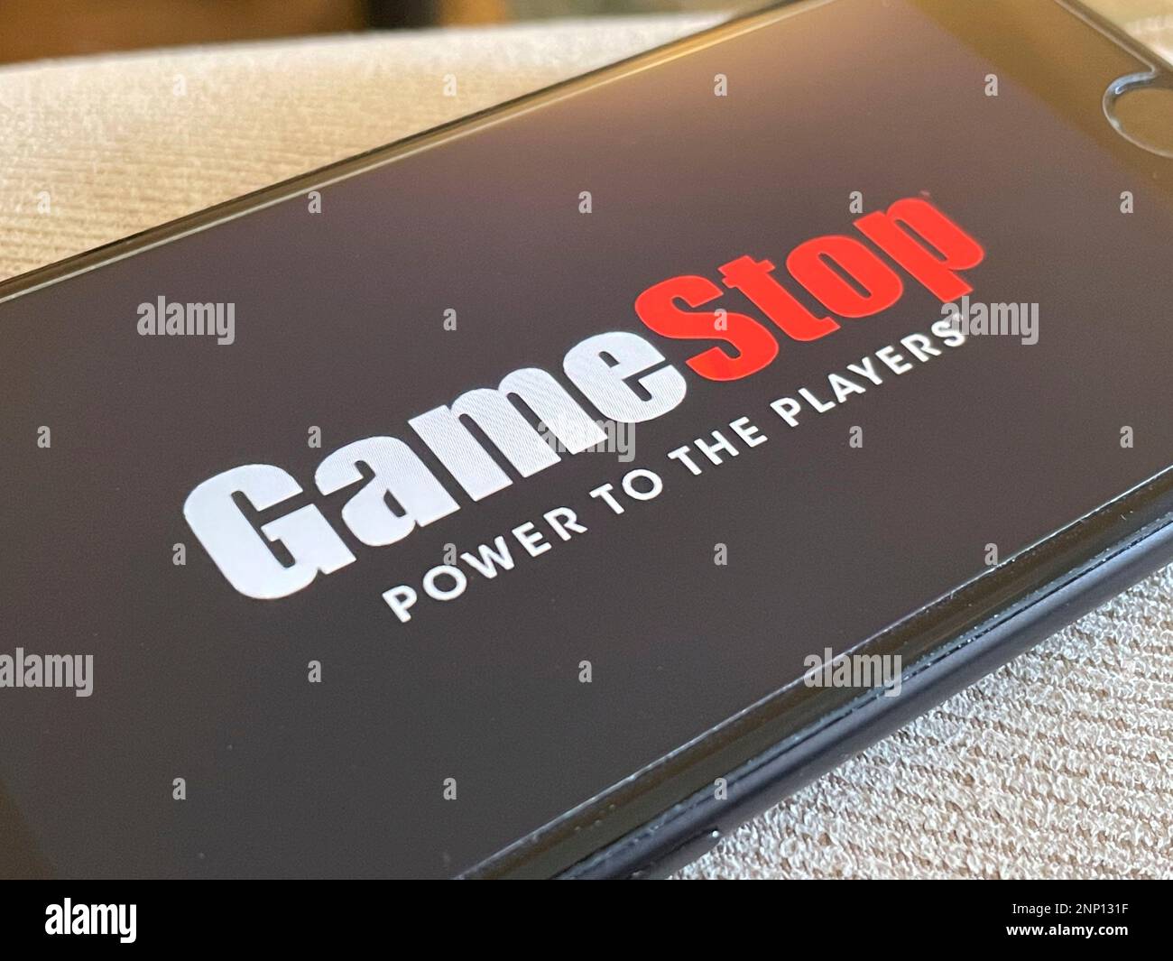 Photo by: STRF/STAR MAX/IPx 2021 1/25/21 GameStop shares double in wild ...