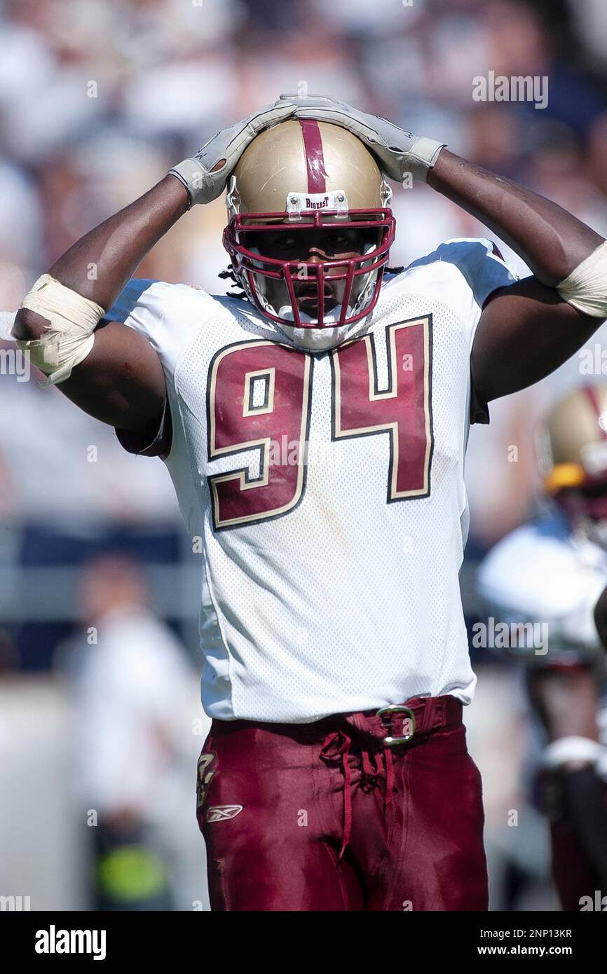 Boston College Eagles defensive linemen Kiwanuka Mathias (94) during an ...