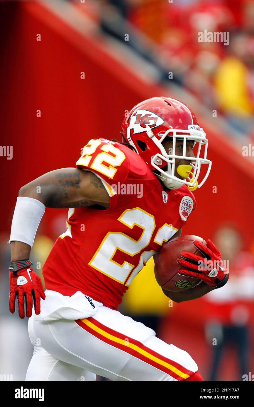 26 September 2010: Chiefs return man Dexter McCluster runs with the ...