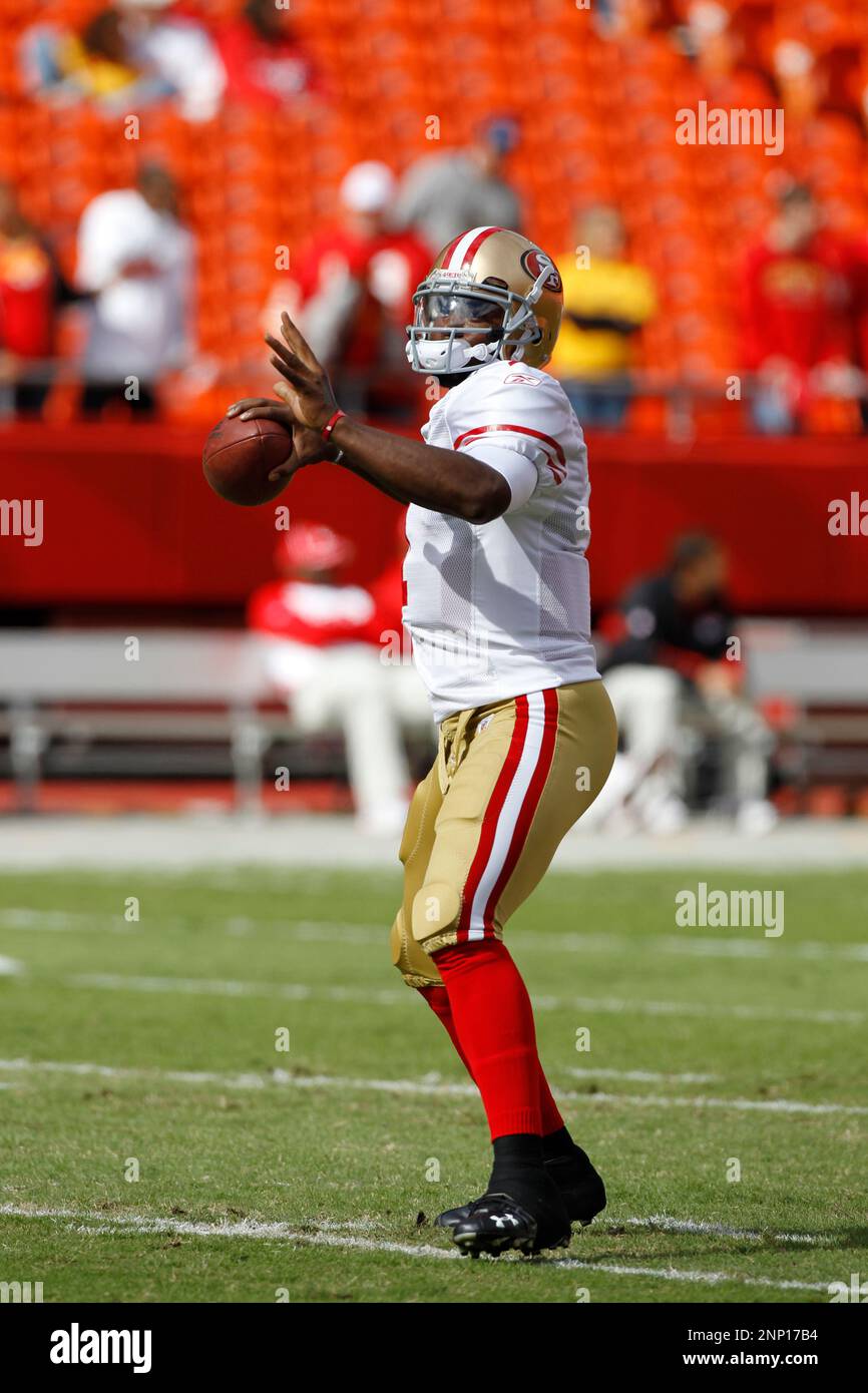 26 September 2010: 49ers quarterback Troy Smith throwing a pass before ...