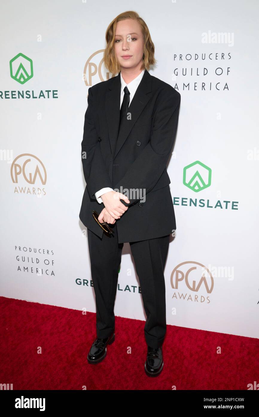 Hannah Einbinder arrives at the 34th annual Producers Guild Awards on ...
