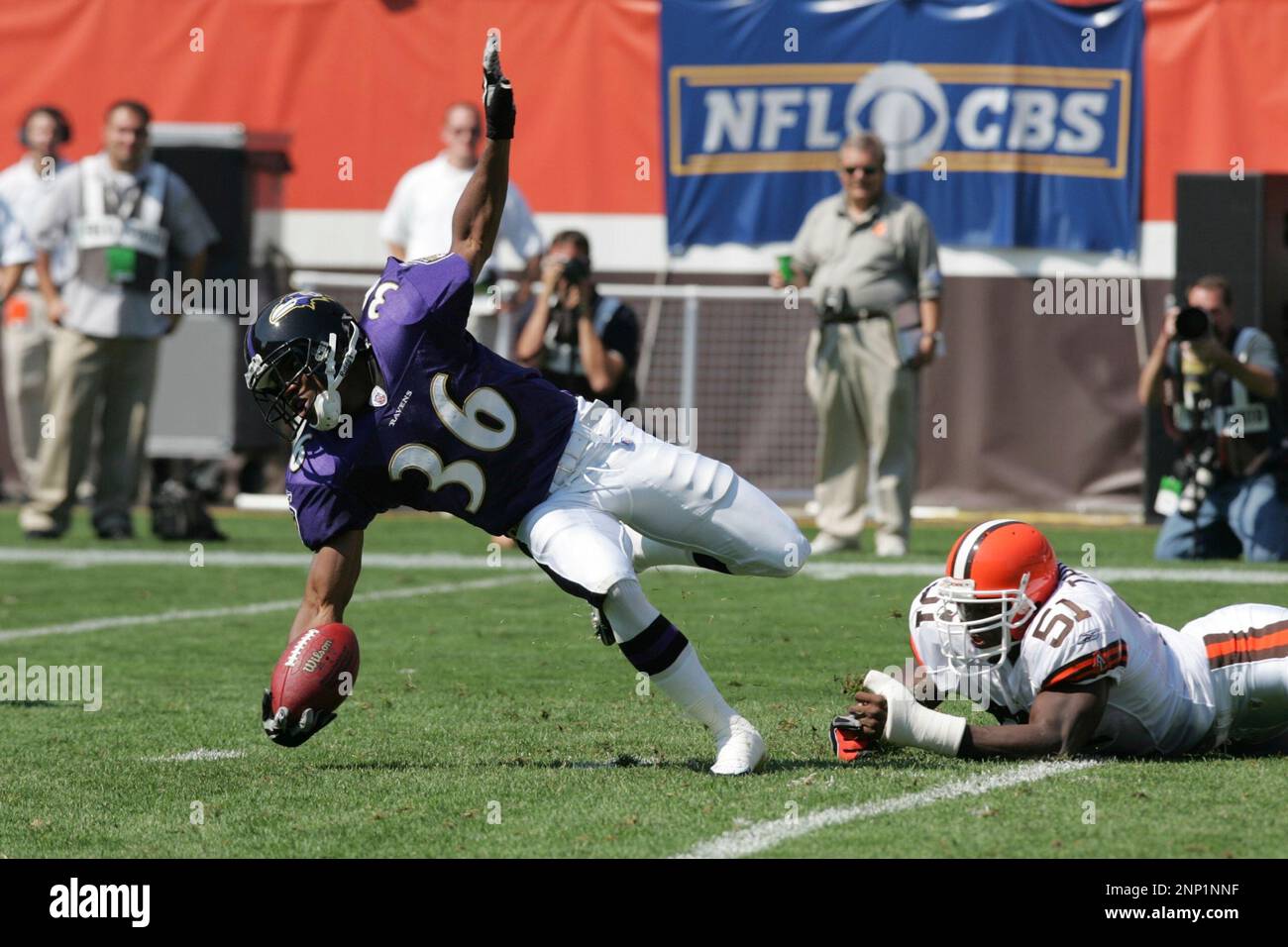 12 SEP 2004:Baltimore Raven B.J. Sams during the Ravens 20-3 loss to ...