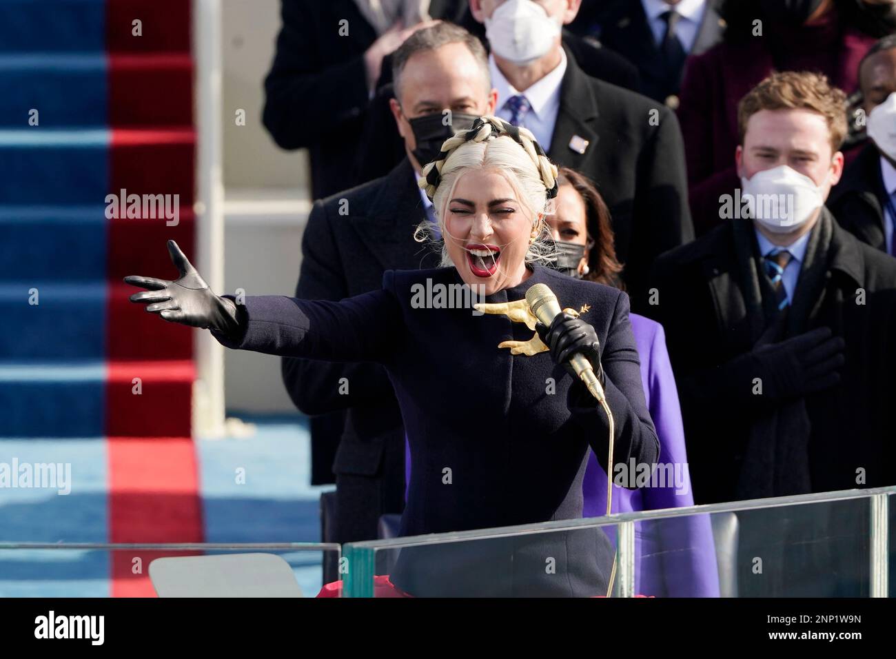 Lady Gaga sings the National Anthem during the 59th Presidential ...