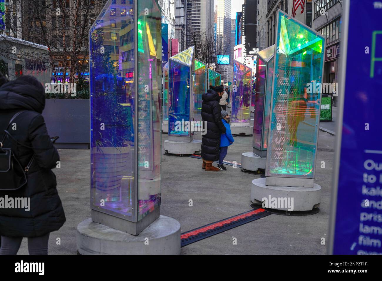 Photo by: John Nacion/STAR MAX/IPx 2021 1/12/21 People are seen ...