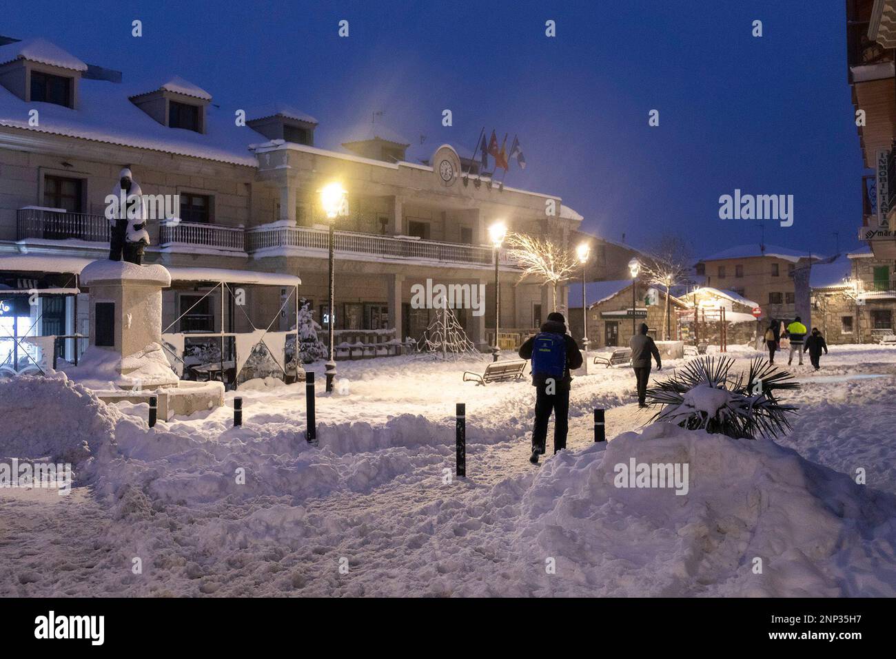 The Madrid municipality of Cerceda, after the great snowfall caused by ...