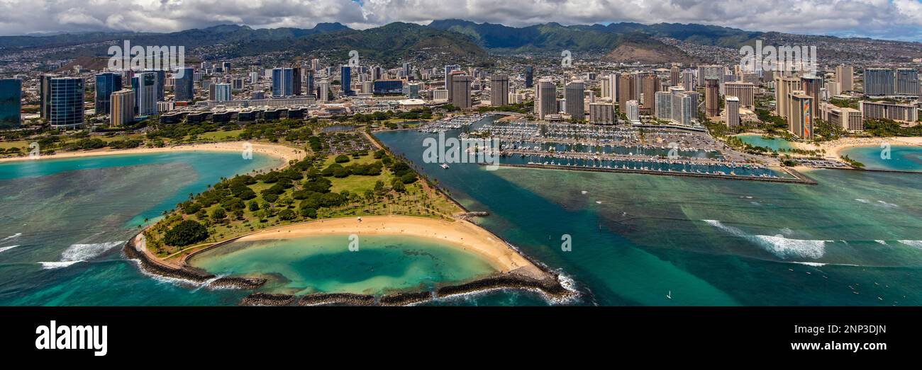 Magic Island, Ala Moana Beach Park, Waikiki, Honolulu, Oahu, Hawaii ...