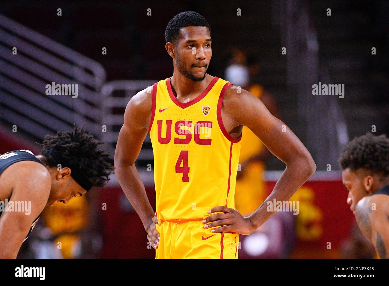 LOS ANGELES, CA - DECEMBER 31: USC Trojans forward Evan Mobley (4 ...