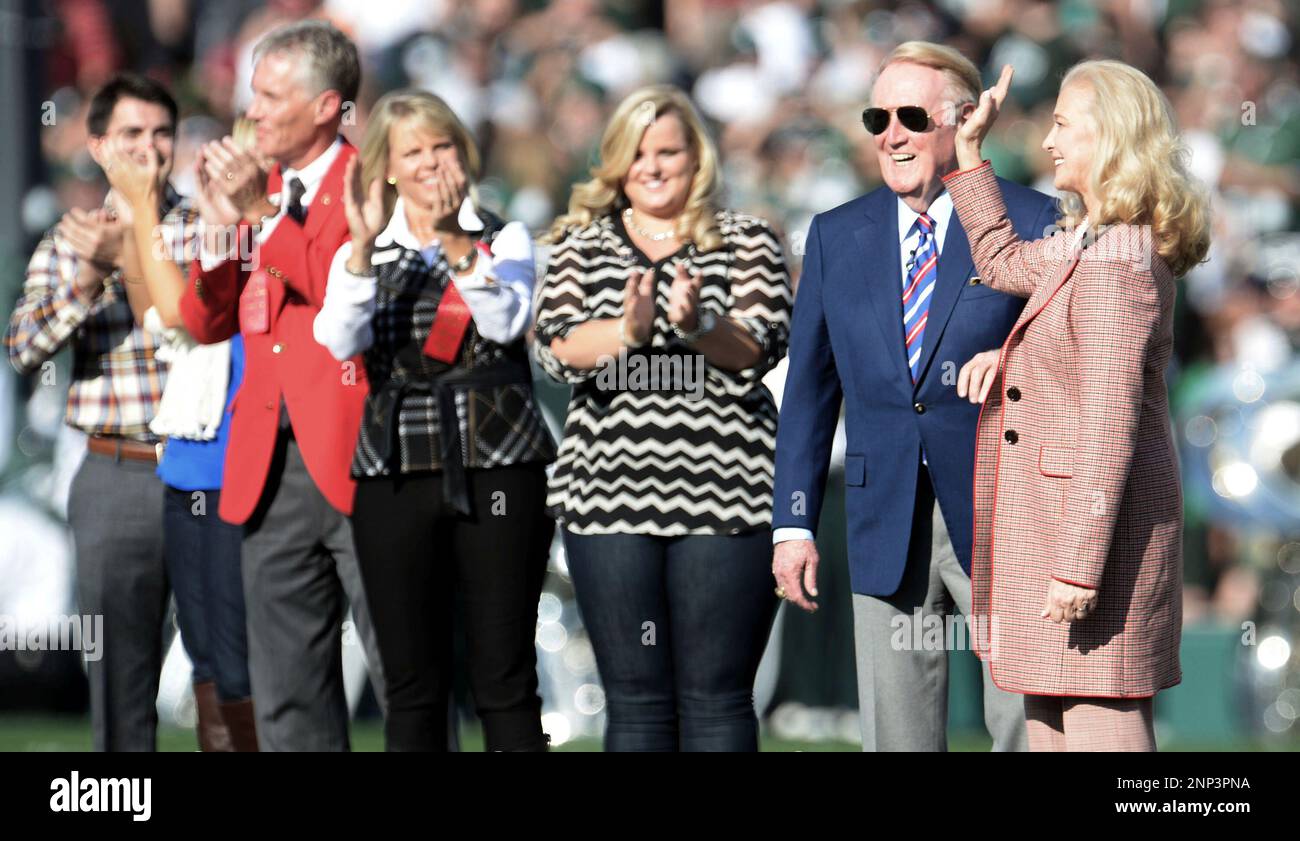 Sandi Scully wife of Hall of Fame and former Los Angeles Dodgers ...