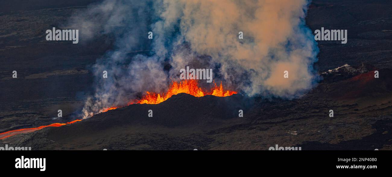 Majestic Hualalai Volcano, Big Island of Hawaii, USA Stock Photo - Alamy
