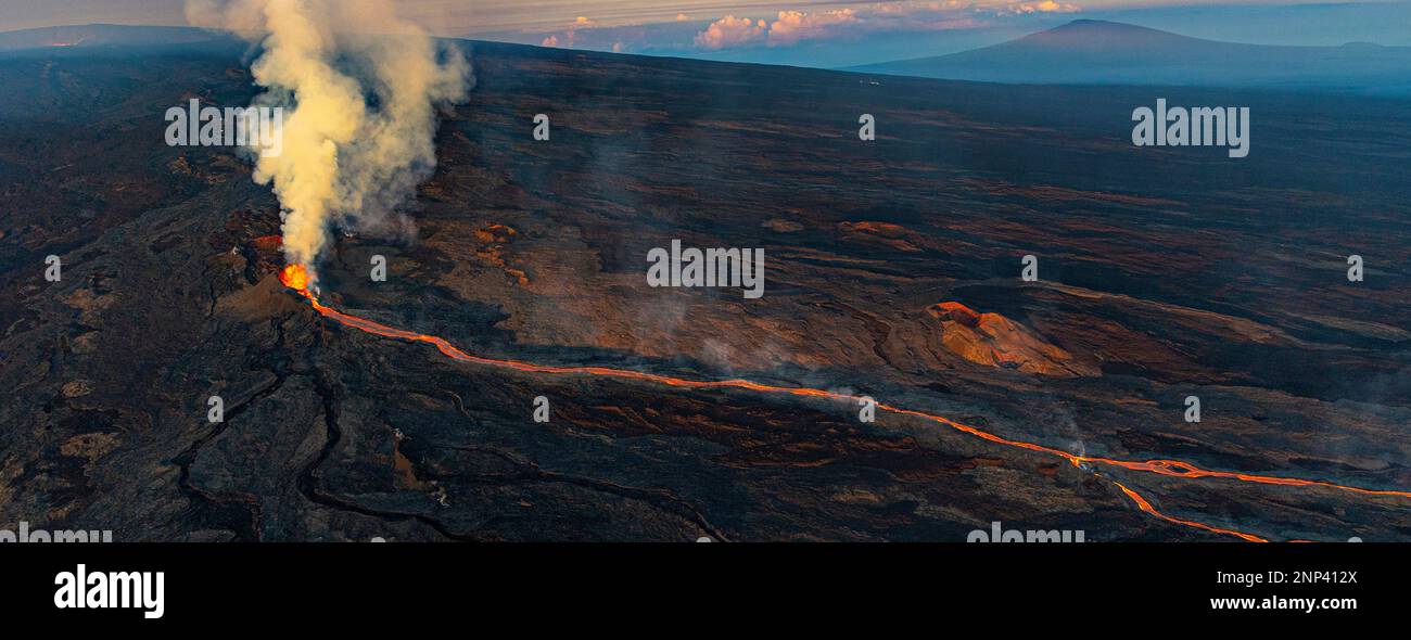 Majestic Hualalai Volcano, Big Island of Hawaii, USA Stock Photo - Alamy